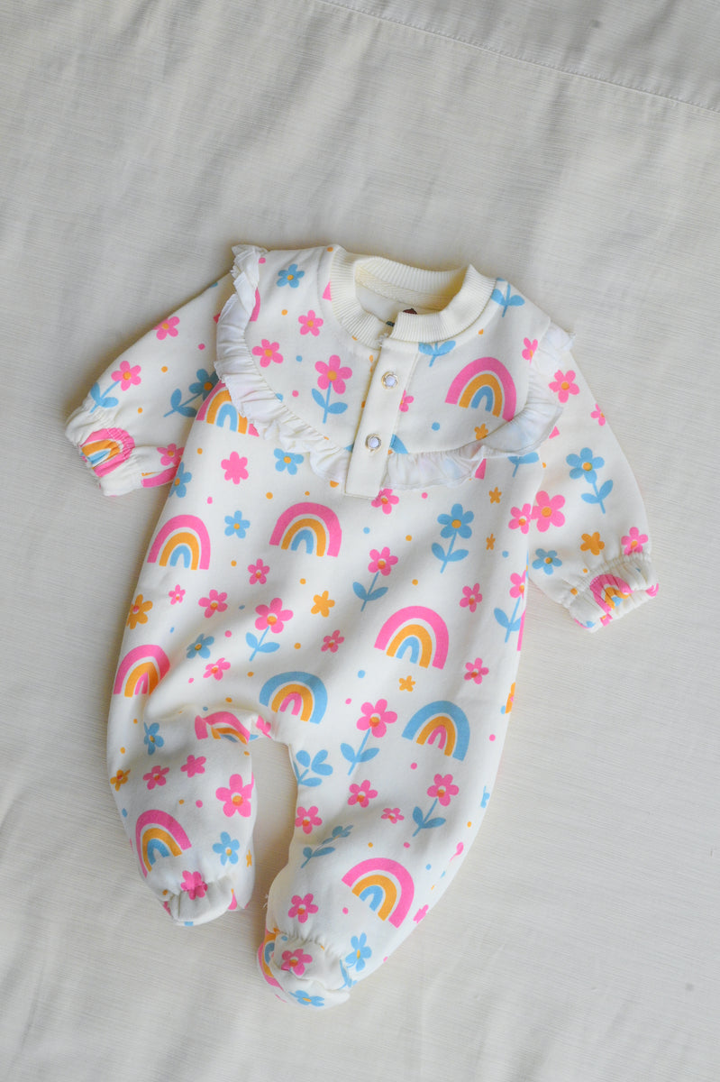 Rainbow Meadows Frilled Fleece Footed Sleepsuit – Branny